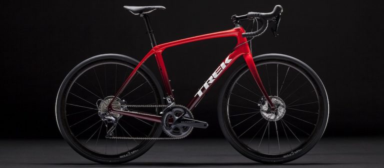 TREKのProject Oneに新しいペイントテーマが登場 – CyclingEX CLASSIC