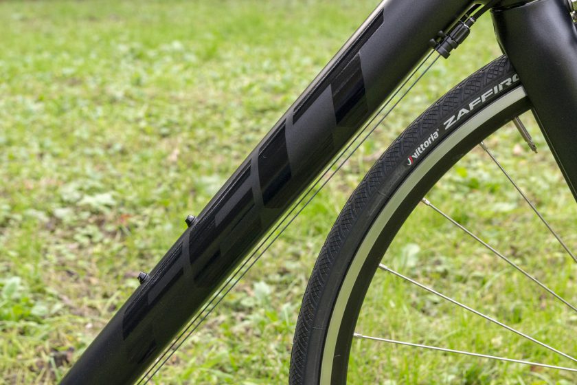 エントリーモデルとしてお値段以上の価値を感じるFeltのアルミロードバイク「FR60」【PR】 – CyclingEX CLASSIC