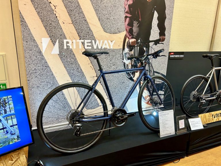 油圧ディスク＆フロントダブルになったRITEWAYのクロスバイク「SHEPHERD DISC」 – CyclingEX CLASSIC